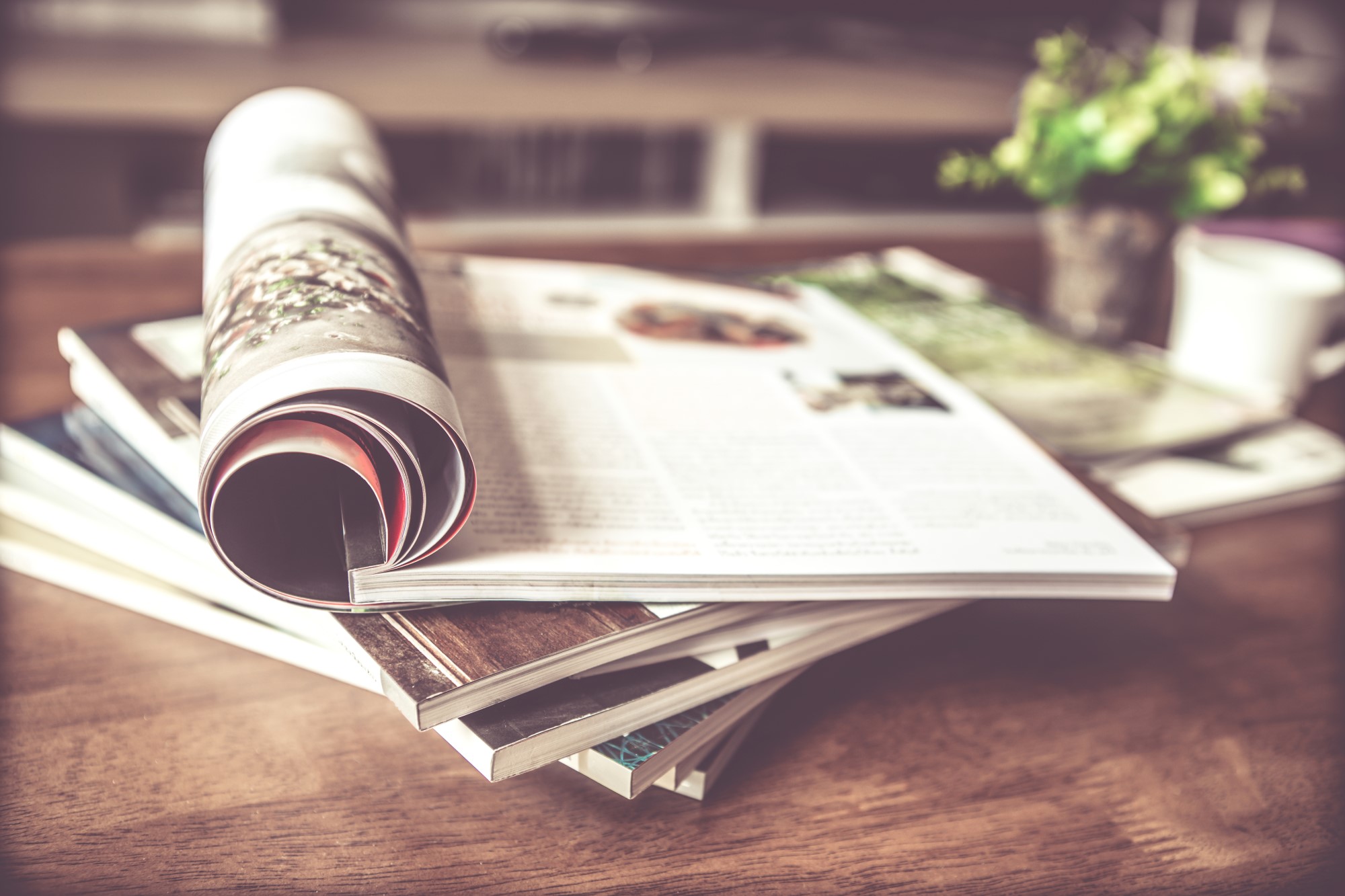 Why Print Media Is Not Dead In The Digital Age - Universal Graphics